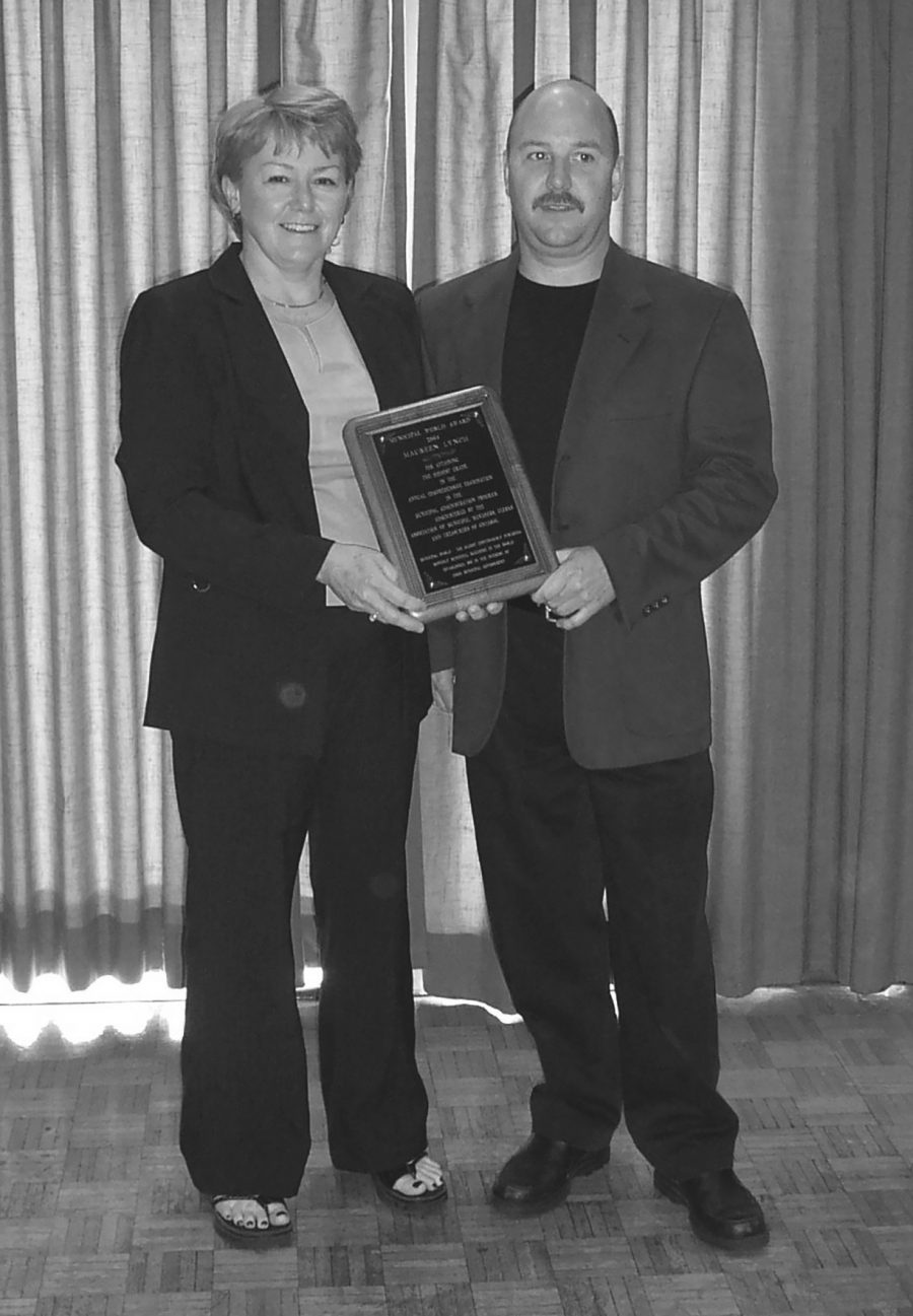 Maureen Lynch wins Municipal World award - Municipal World
